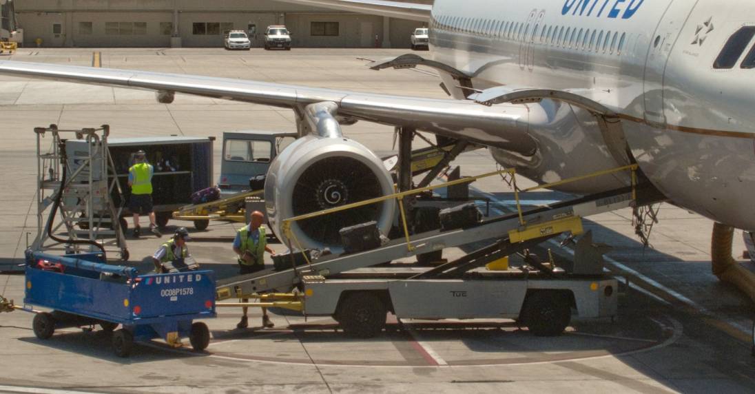Safety Precautions in Air Cargo Handling on the Ramp | Safety in ...