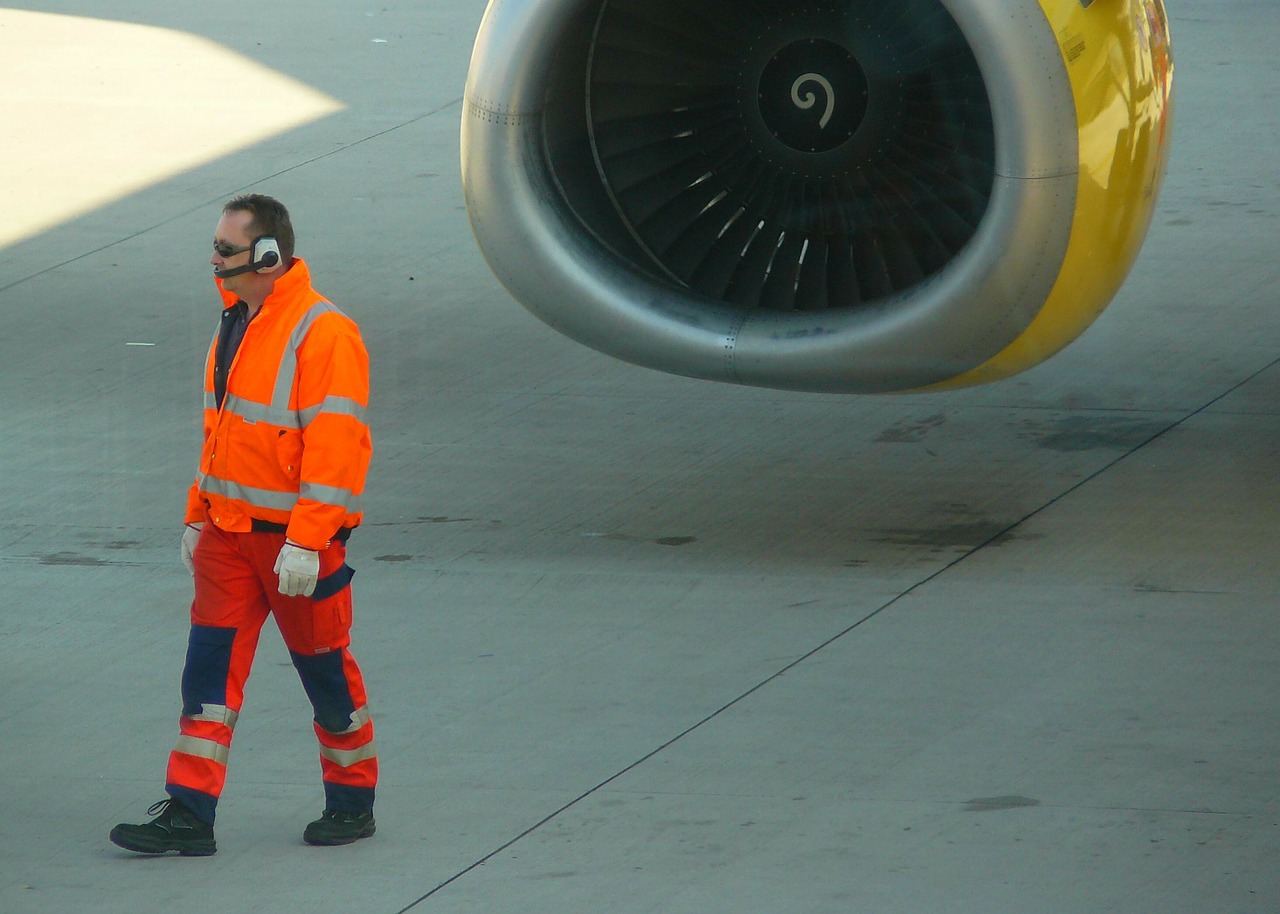 Safety in Aircraft Ground Handling | Why Airport Ramp Safety is an ...